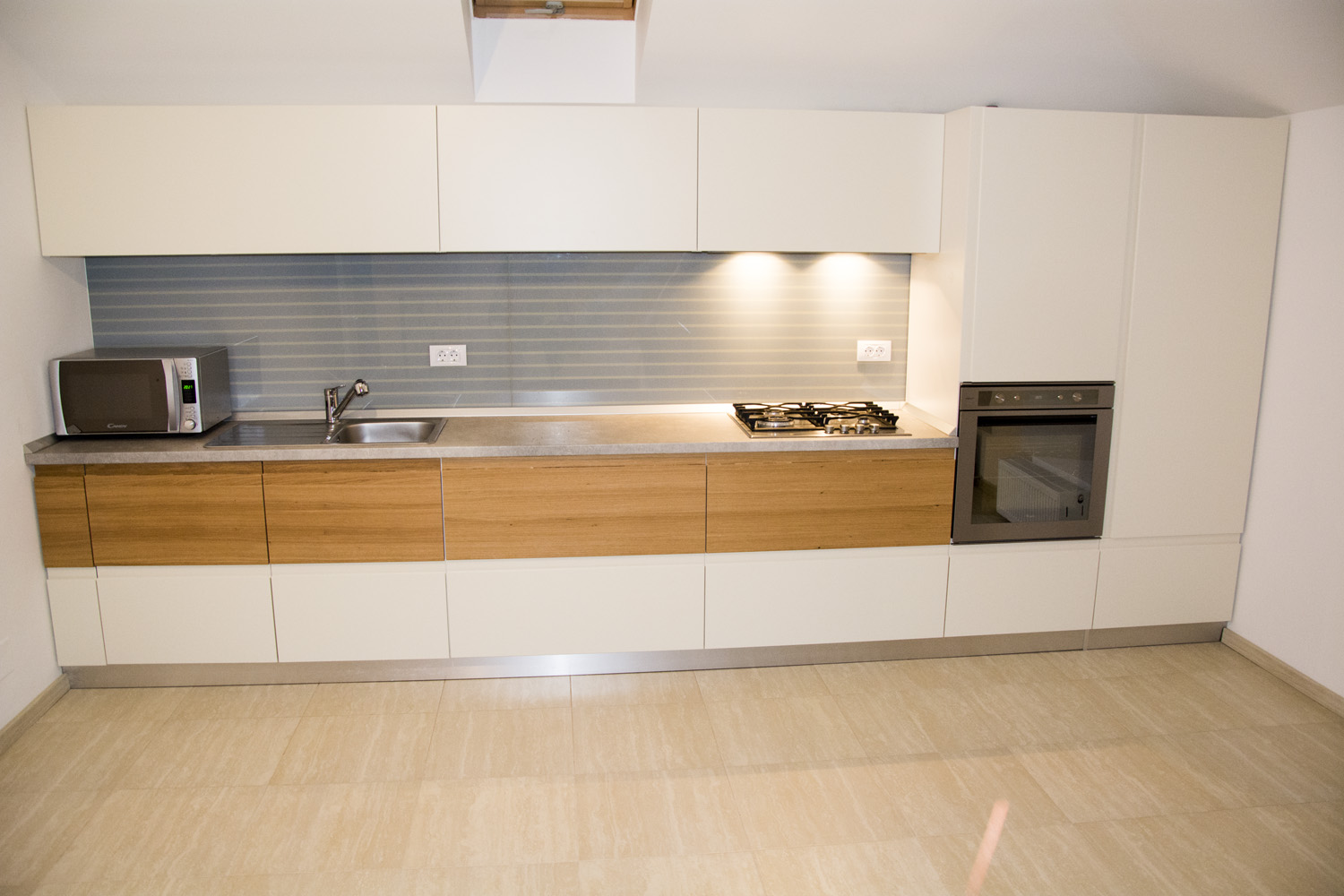 Bucatarie MDF Alb Lemn Masiv - Yulmob