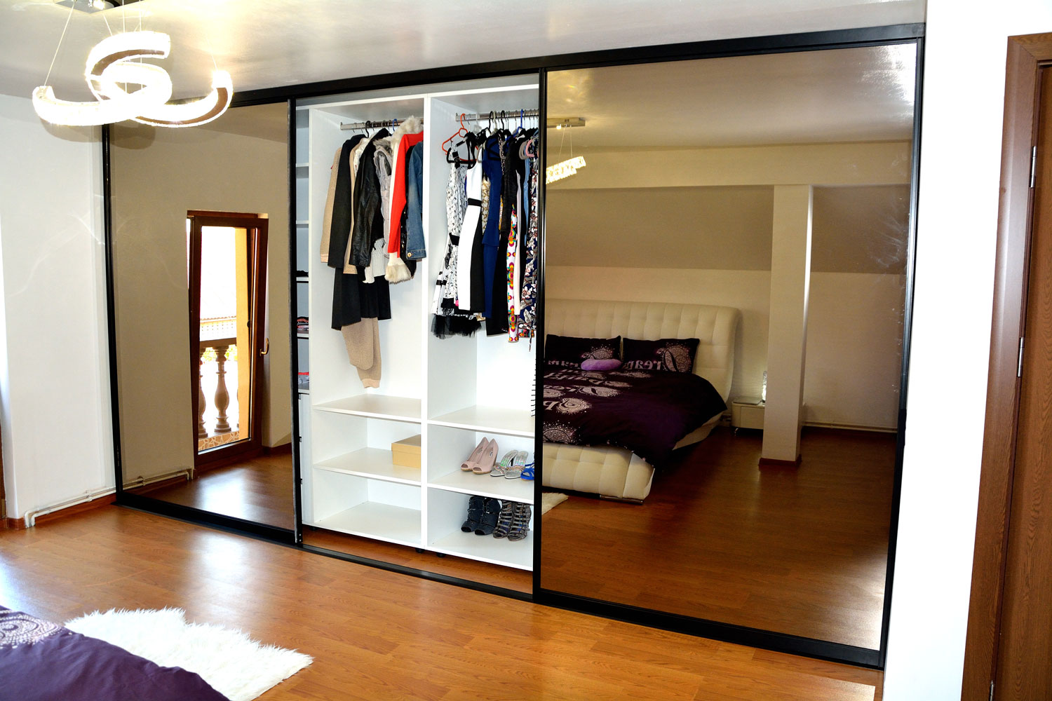 Dressing 3 Usi Oglinda - Yulmob