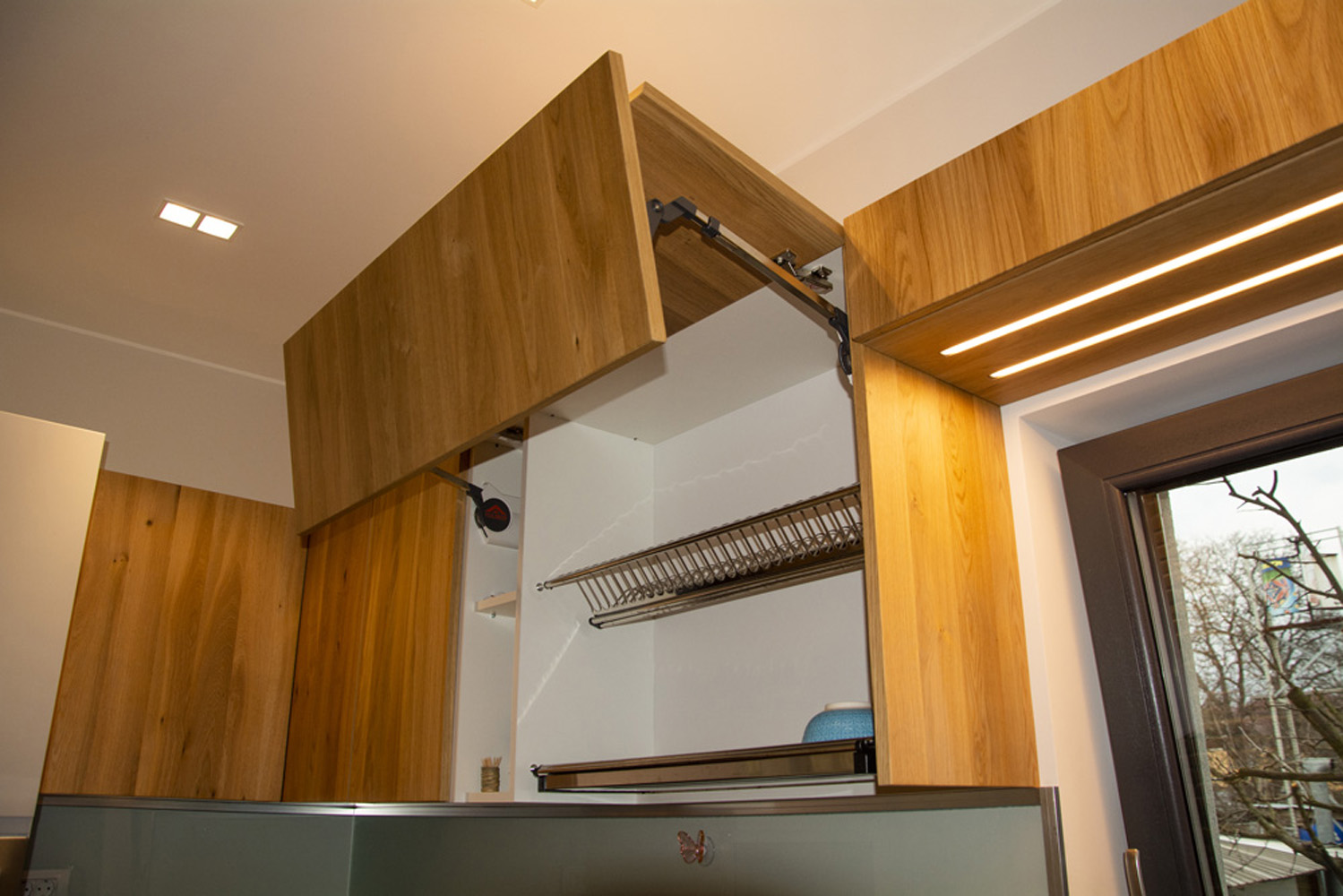 Bucatarie MDF Vopsit Cu Lemn Masiv - Yulmob